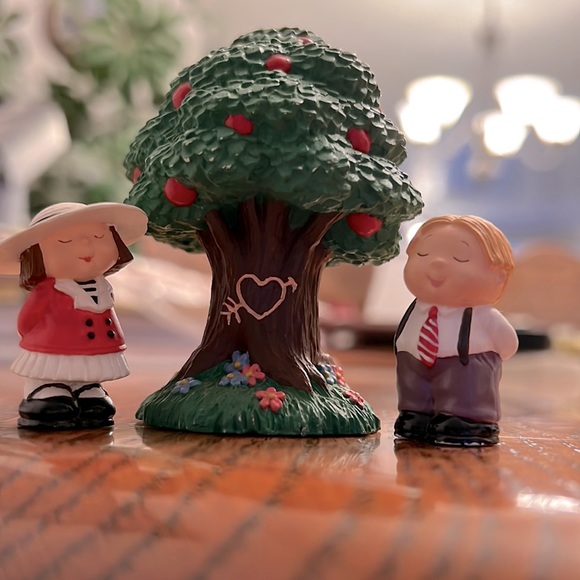 Hallmark | Accents | Vintage 9s Hallmark Merry Miniatures Bashful ...